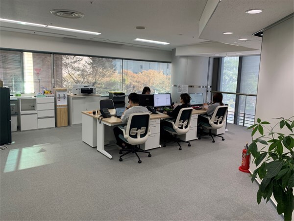 法人営業（日本の自動車部品を世界にお届け） 残業ほぼなし／海外出張あり（1258817）（応募資格： 普通自動車免許（AT限定可）をお持ちの方 ...