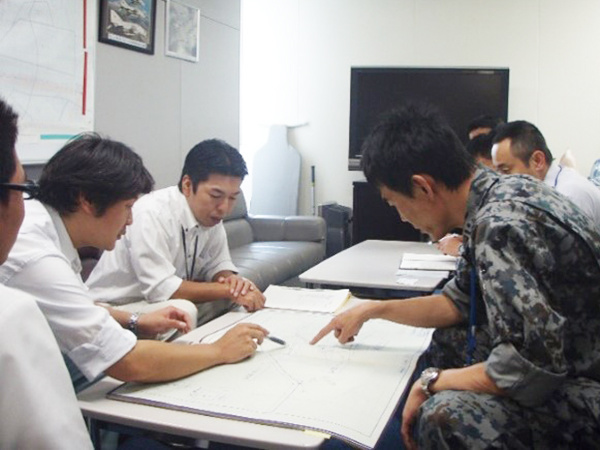 一般職（技術系・係長級・専門官級） 防衛施設設備工事の調査・設計・工事監督など（1261115）（応募資格：大学卒業後、民間企業・官公庁等で正 ...